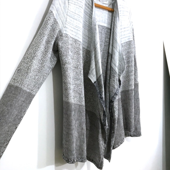 Lou & Grey | Sweaters | Lou Grey Blue Colorblock Cardigan | Poshmark